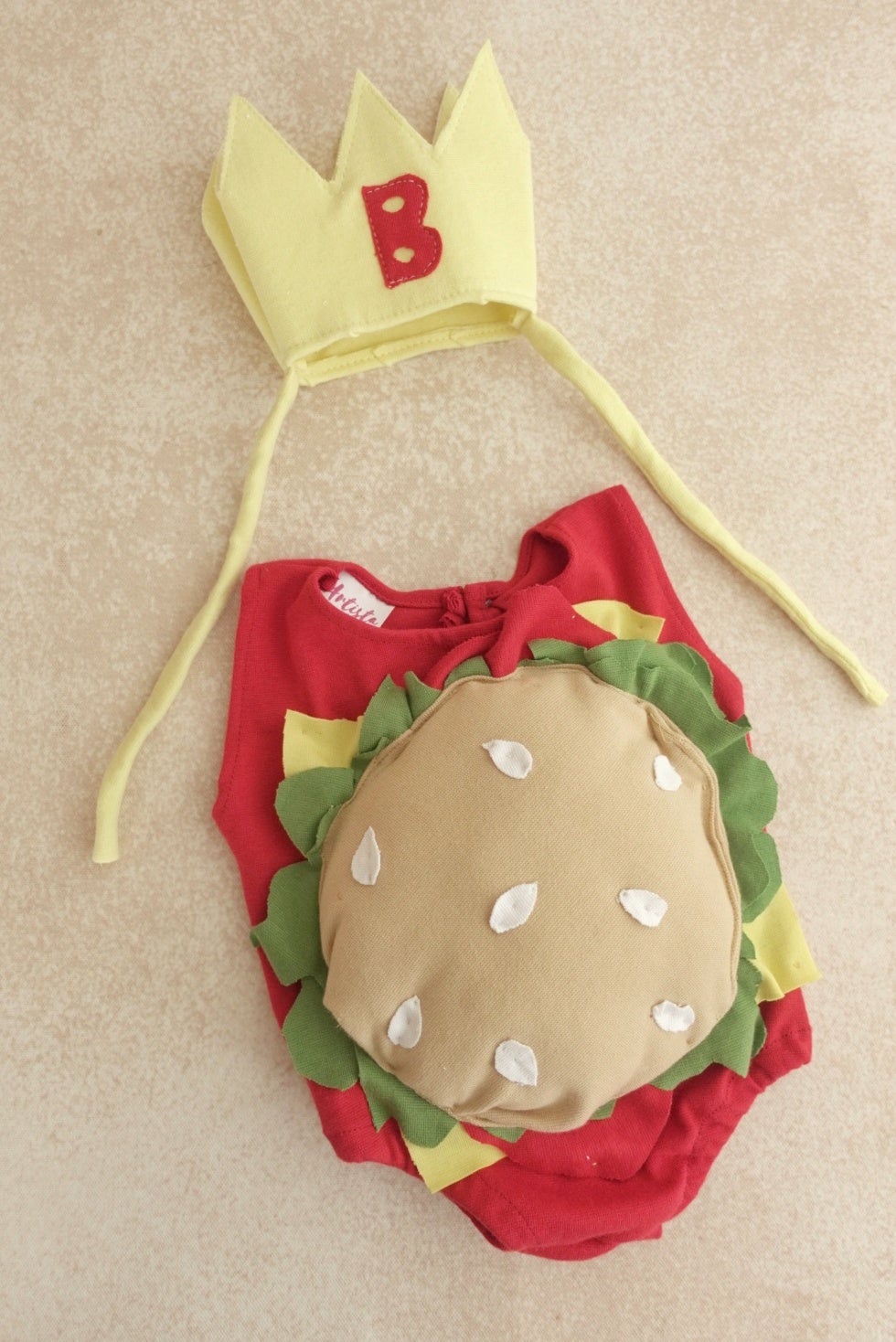 Burger King outfit 0-3m – Artista Chennai Rentals